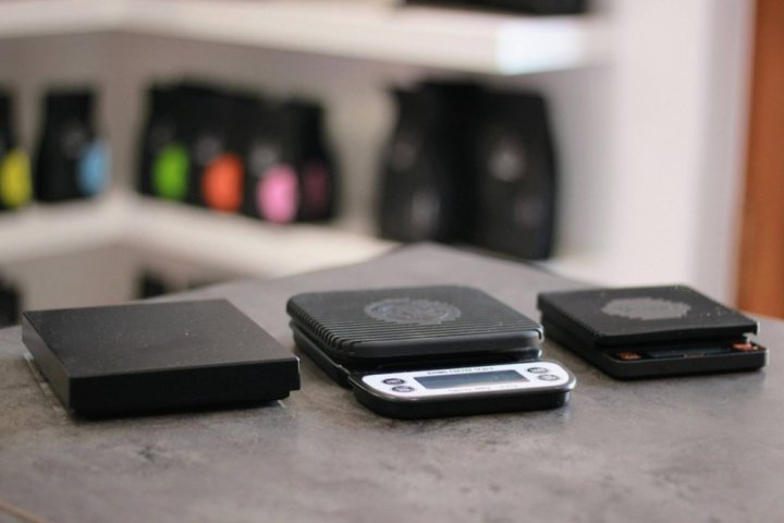 How to choose a barista scale - a great comparison of scales :: Green ...